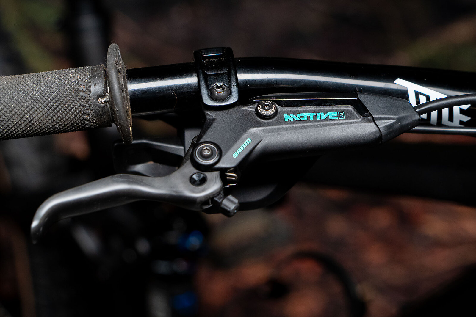Component Review | SRAM Motive Brakes | Freehub Magazine
